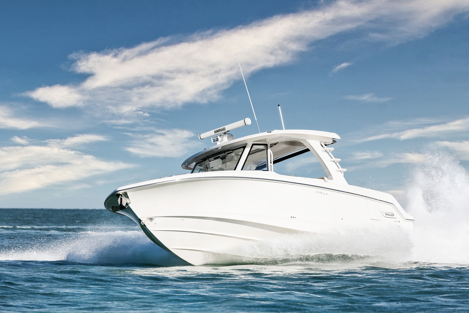Realm 350 - PW Marine
